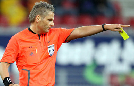 Portrait FIFA Schiedsrichter Bernhard Brugger :: Schiedsrichterportraits